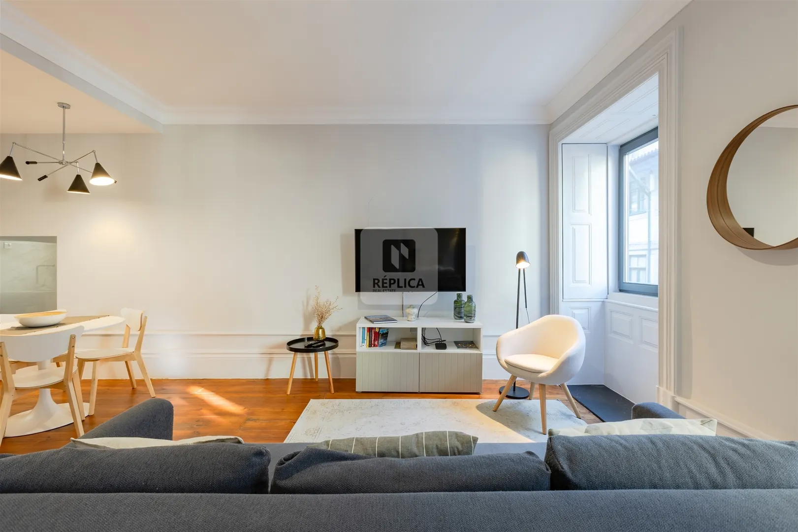 Furnished 1-bedroom apartment in the Palácio dos Príncipes in Cedofeita - Réplica - Real Estate ...